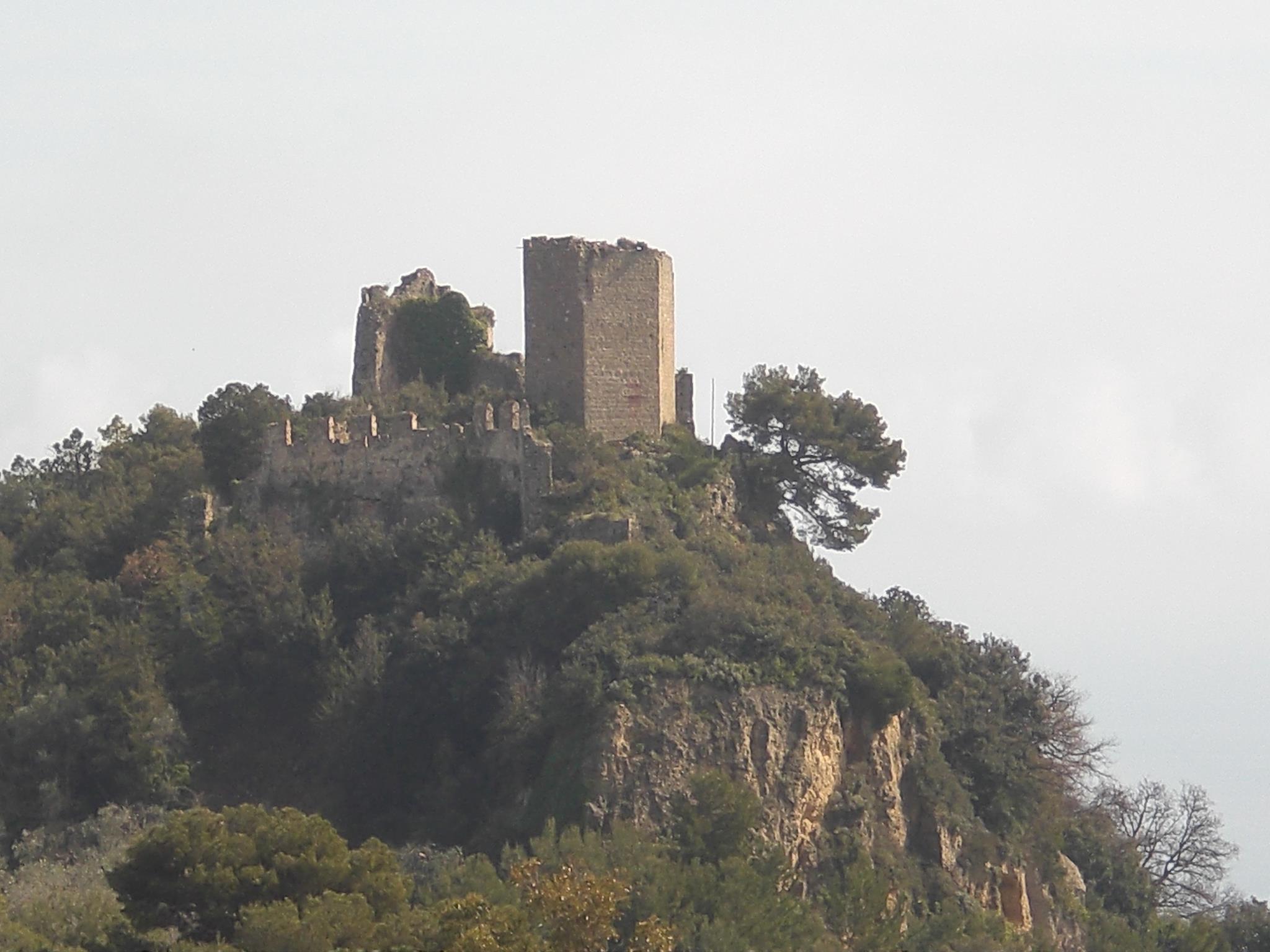 Ventimiglia: Castel D'Appio teatro di feste - Sanremo enjoy Riviera ...